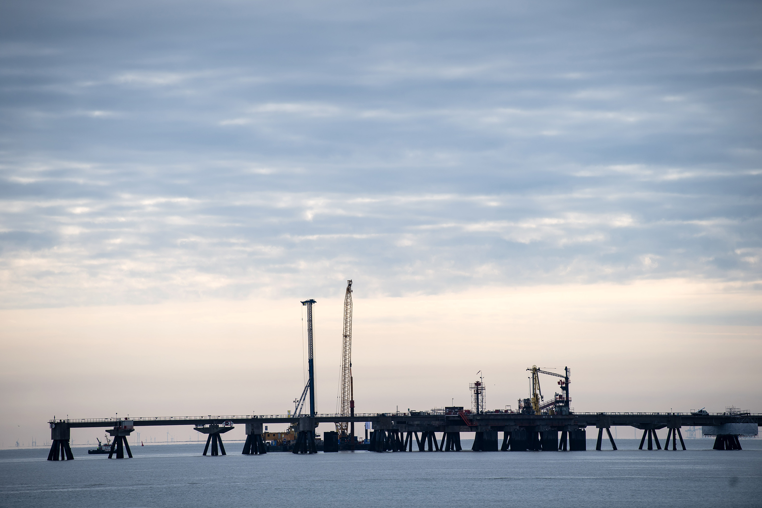 Factbox: Germany's LNG import project plans - PSbitumen